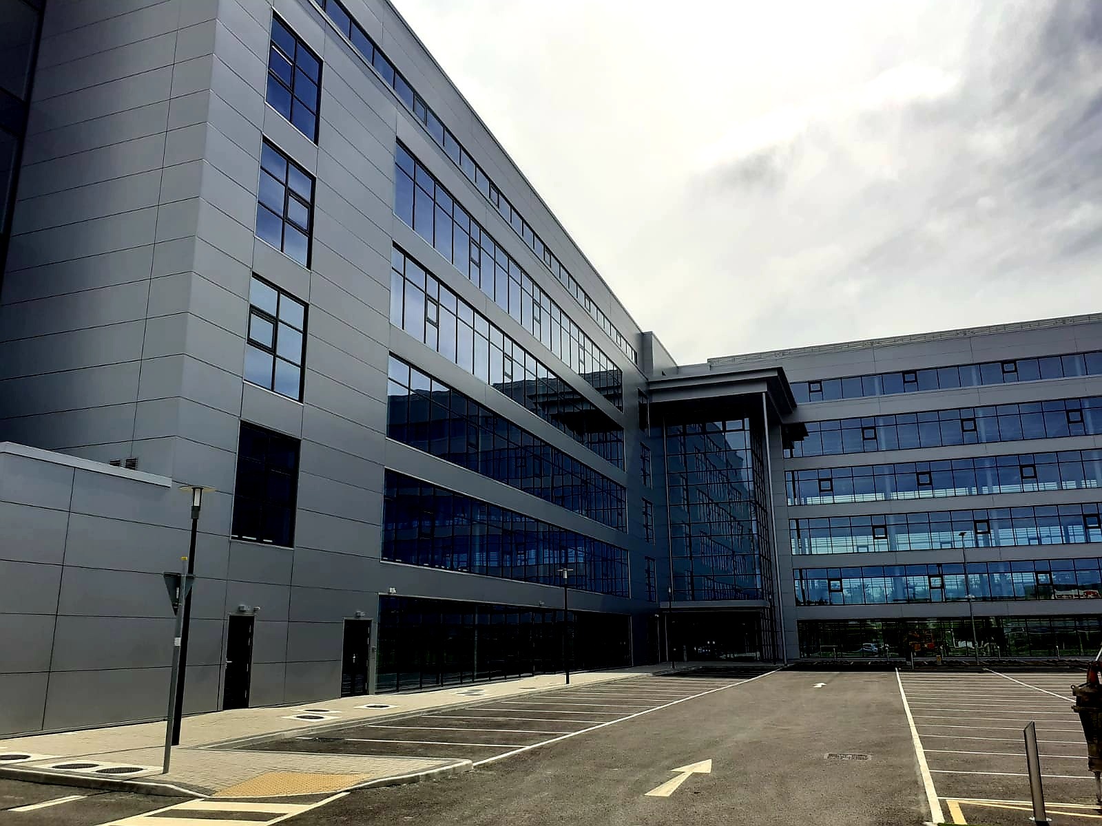 Ryanair Project Details – Walsh Windows